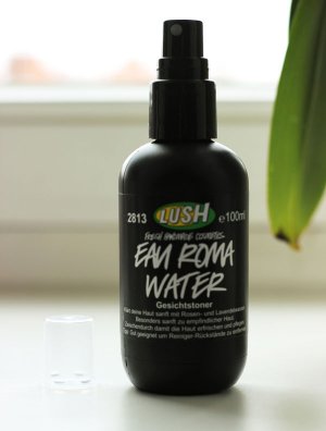 Lush Gesichtstoner Eau Roma Water und Breath Of Fresh Air ...