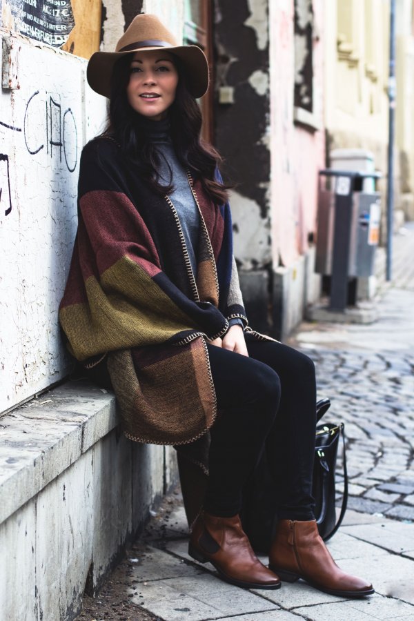 Cosy Poncho Outfit – Meine Kombination Mit Turtleneck - Kleidermädchen ...
