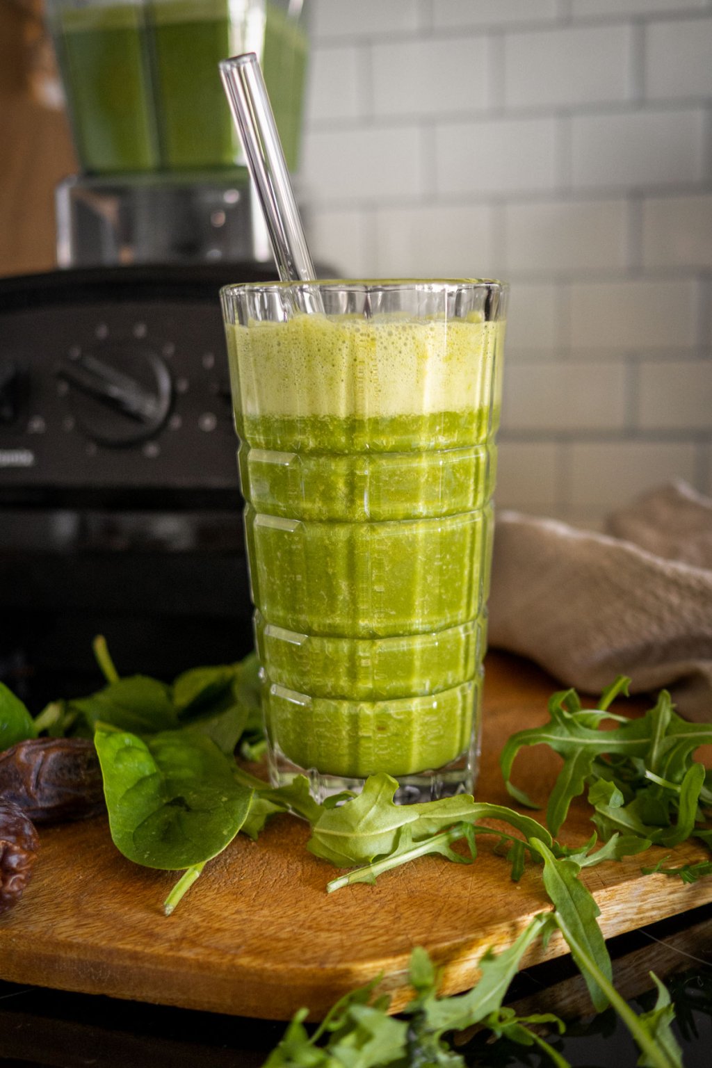 Green Smoothie Rezept mit Spinat, Feldsalat, Rucola und Brokkoli ...